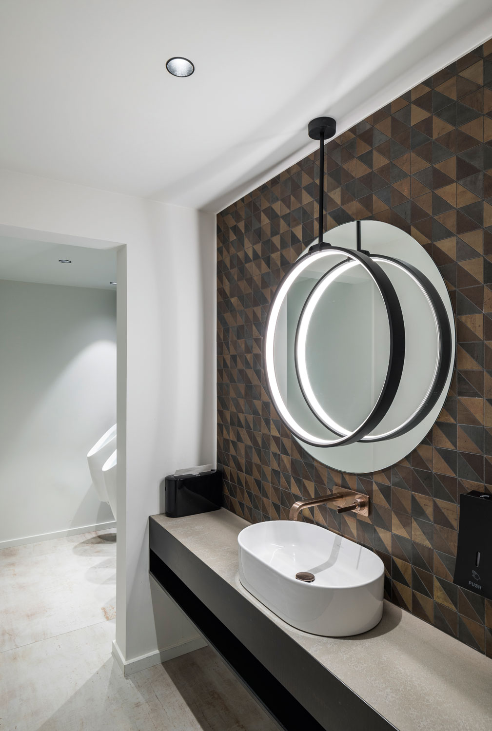 Inspiration - Delta Light